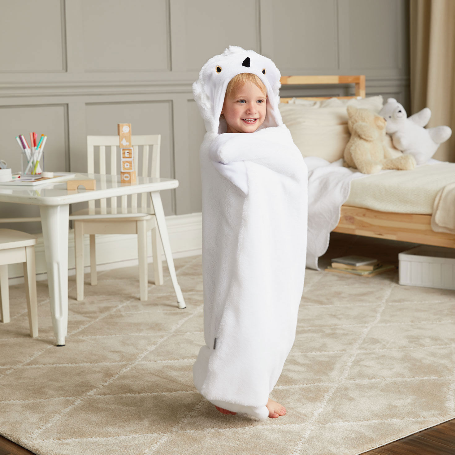 Harry Potter™ Hedwig™ Hooded Blanket - Hallmark