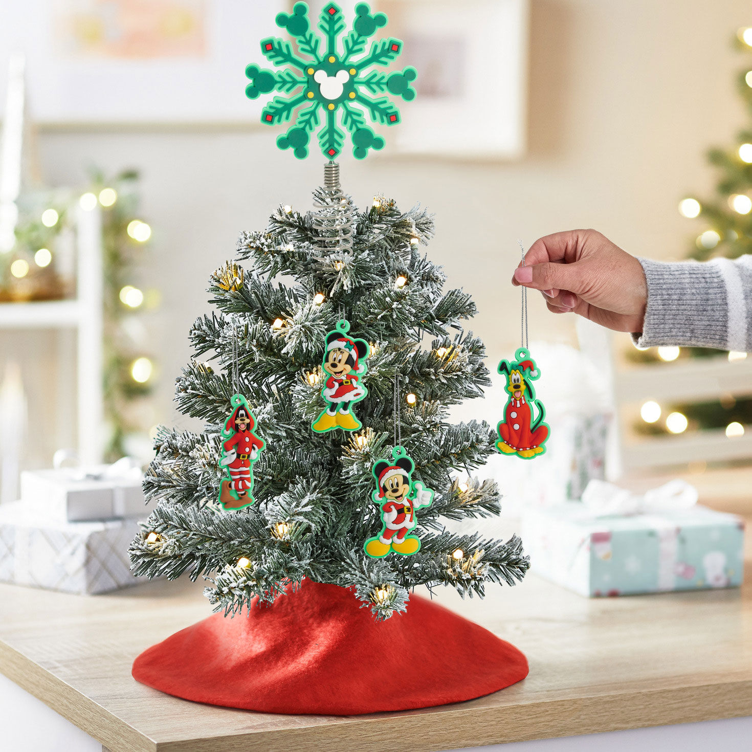 Mini Disney Mickey Mouse And Friends Hallmark Tree Topper And Ornaments ...